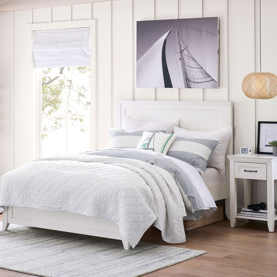 Pottery Barn Teen Hampton Classic Bed | Pottery Barn Kids Australia